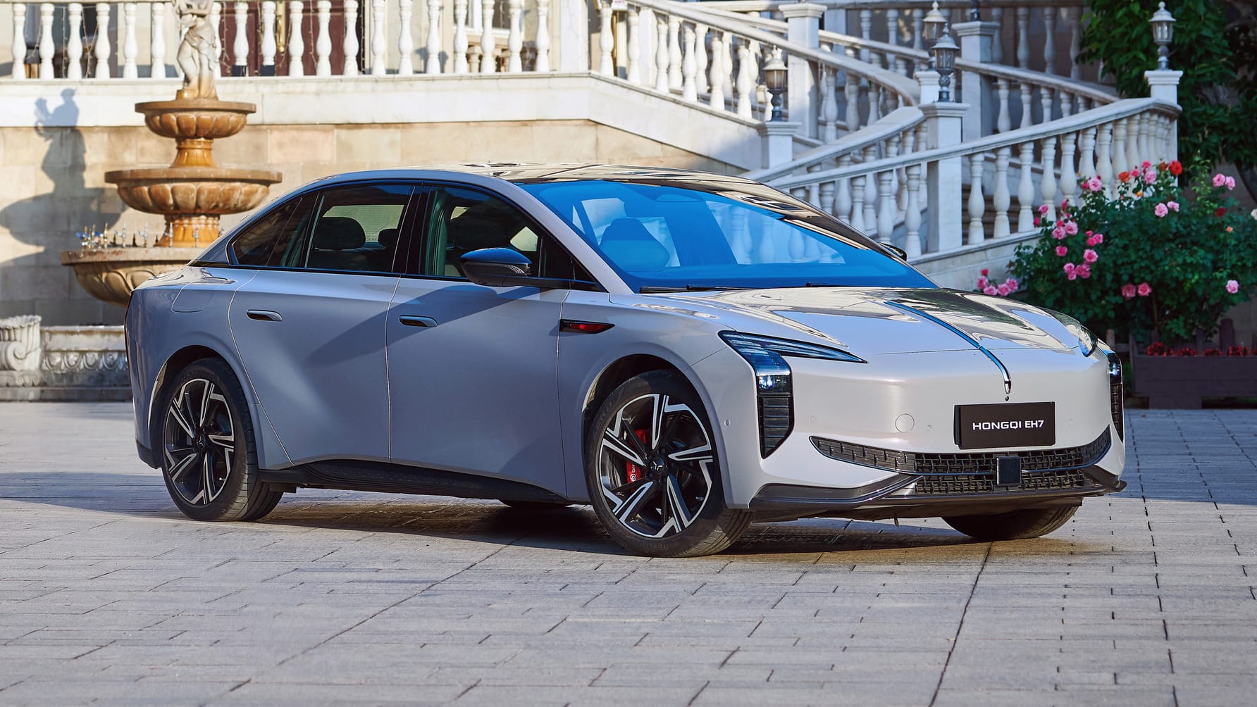 Hongqi is coming to the UK with the EH7 saloon and EHS7 SUV | Top Gear